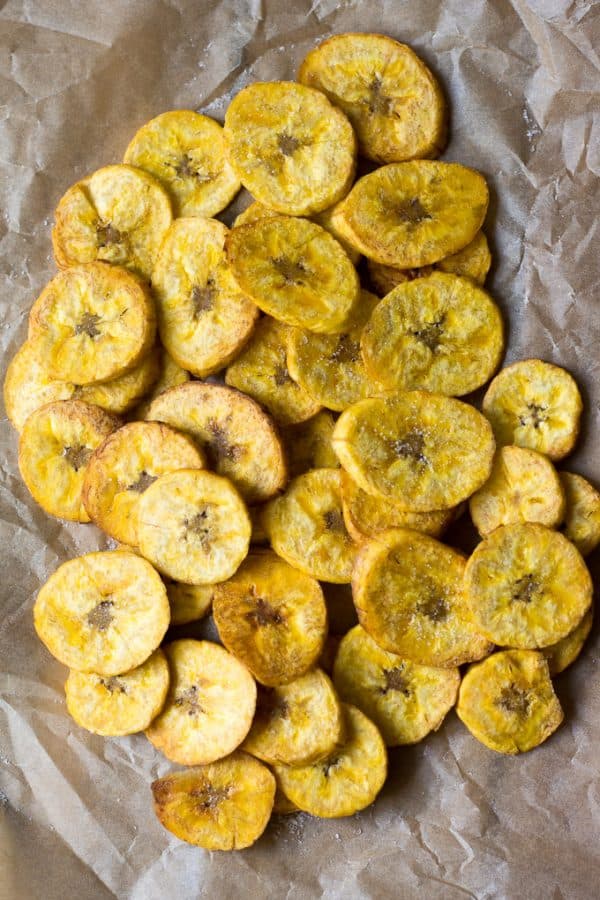 Paleo Coconut Oil Fried Homemade Plantain Chips {Whole30}