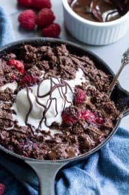 Raspberry Chocolate Crumble {Paleo & Vegan} | Paleo Running Momma