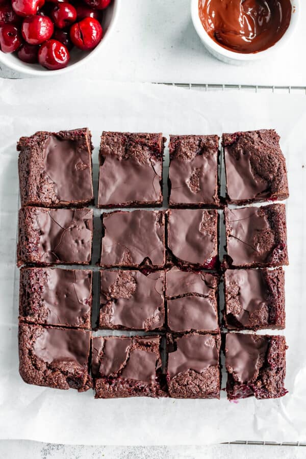 Chocolate Covered Cherry Fudge Brownies {Paleo, Vegan}
