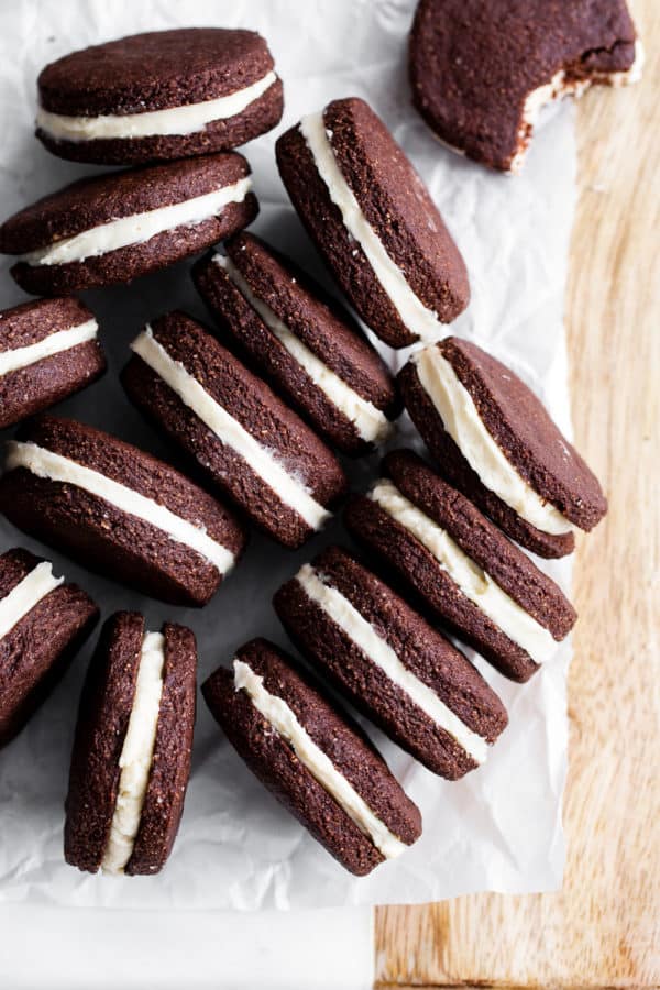 Paleo Homemade Oreos {Grain Free, Dairy Free}
