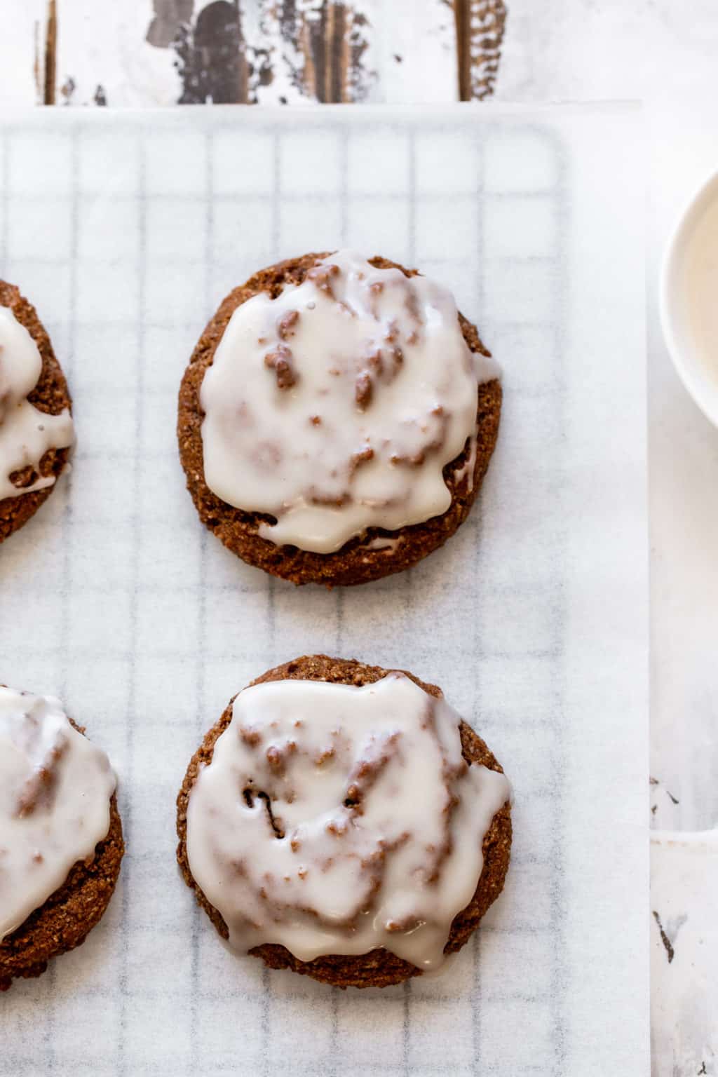 Iced Gingerbread Cookies {Paleo, Vegan}