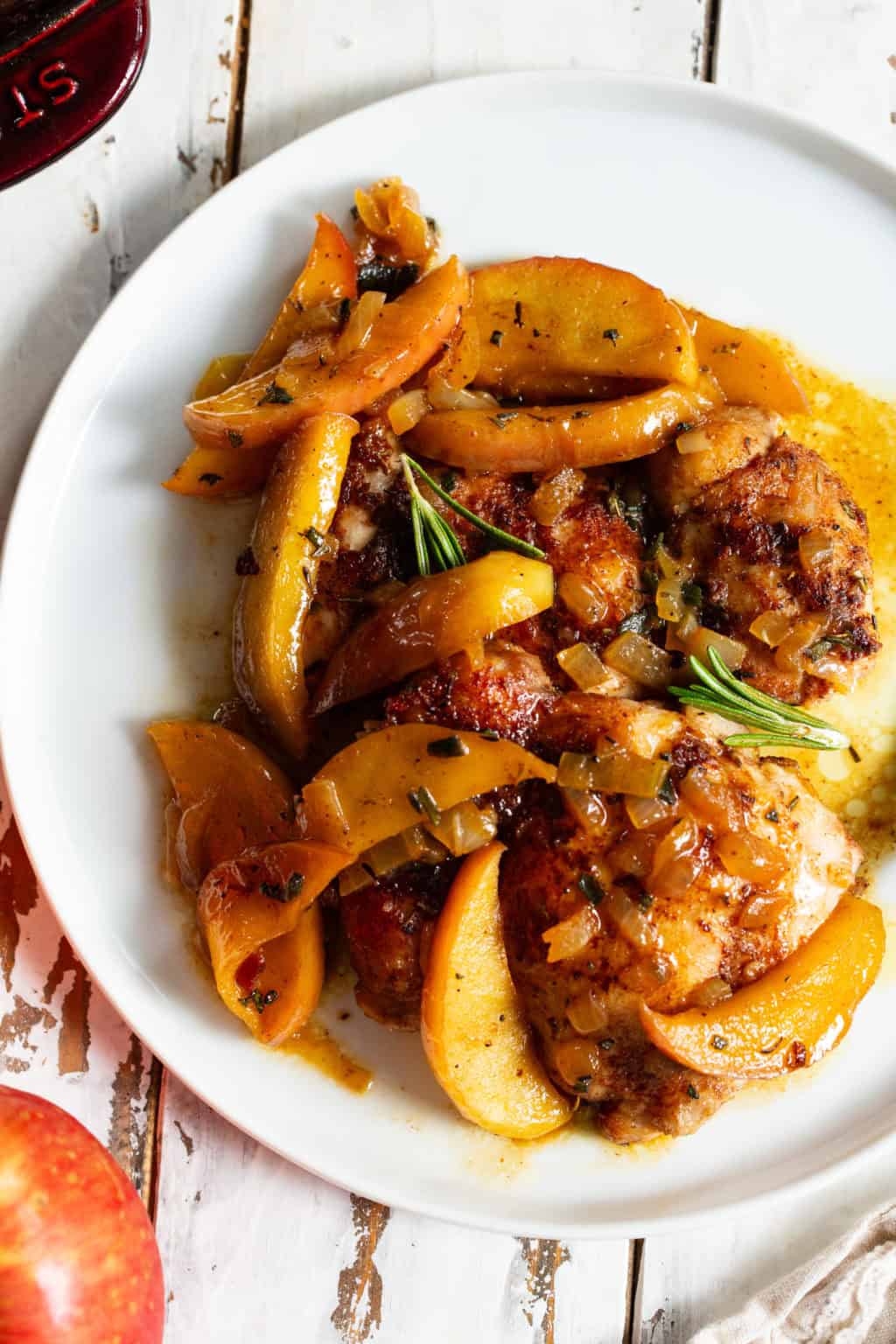 One Skillet Apple Cider Chicken {Paleo, Whole30} - The Paleo Running Momma