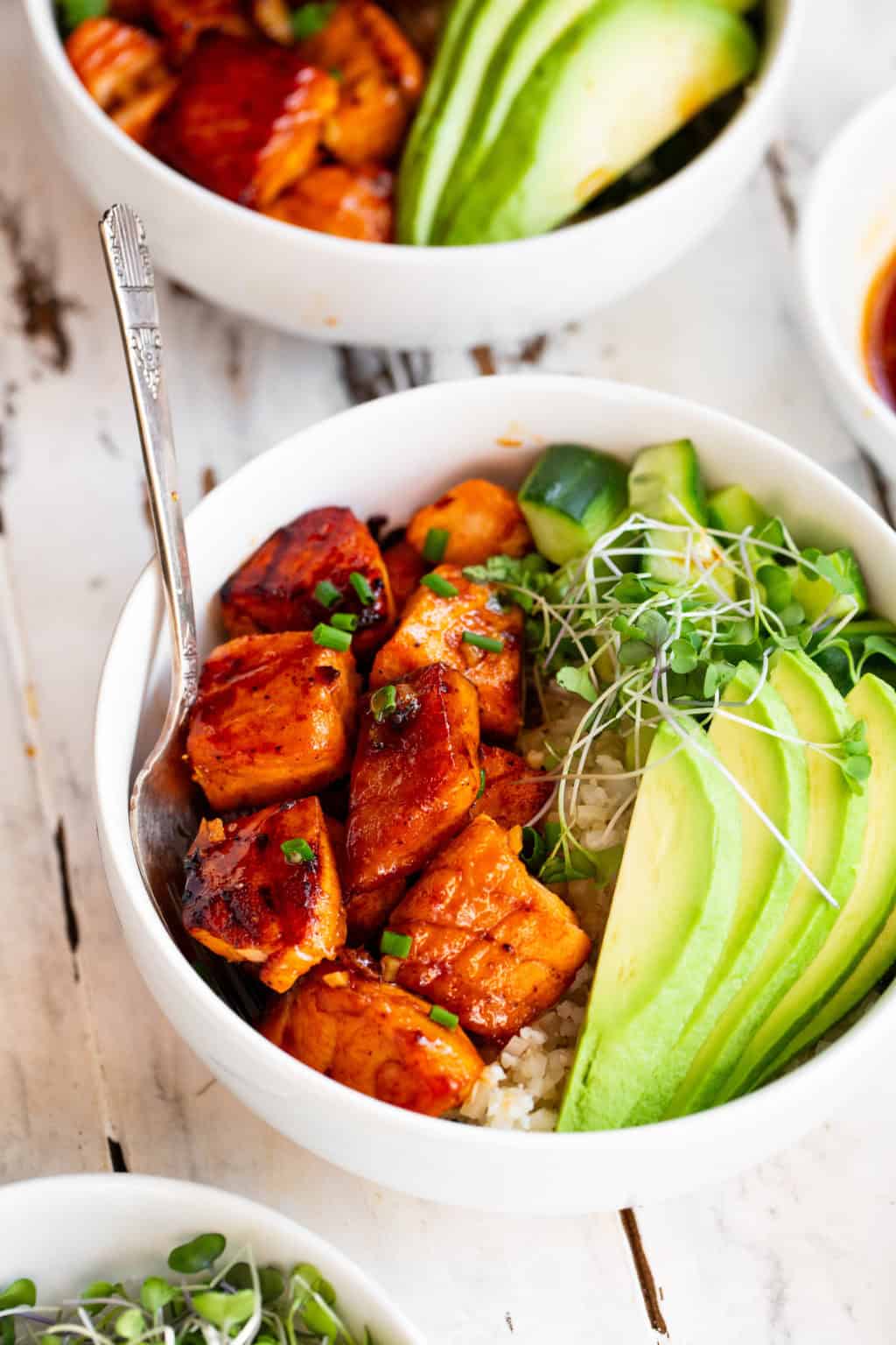 Hot Honey Garlic Salmon Bowls {Paleo} - The Paleo Running Momma