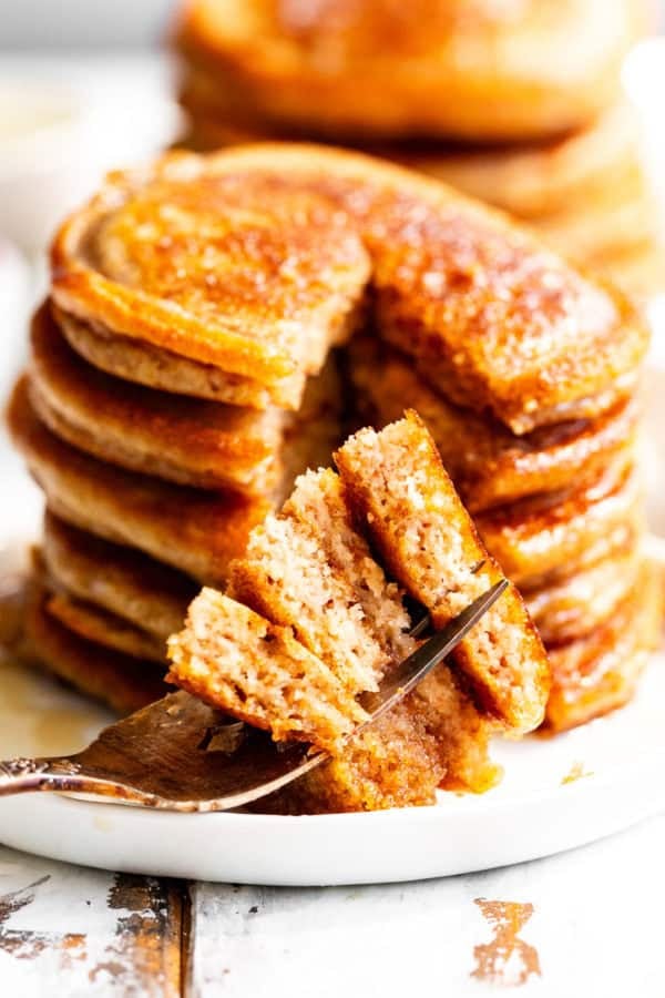 Fluffy Almond Flour Pancakes (Healthy, Gluten Free, Paleo) - The Paleo ...